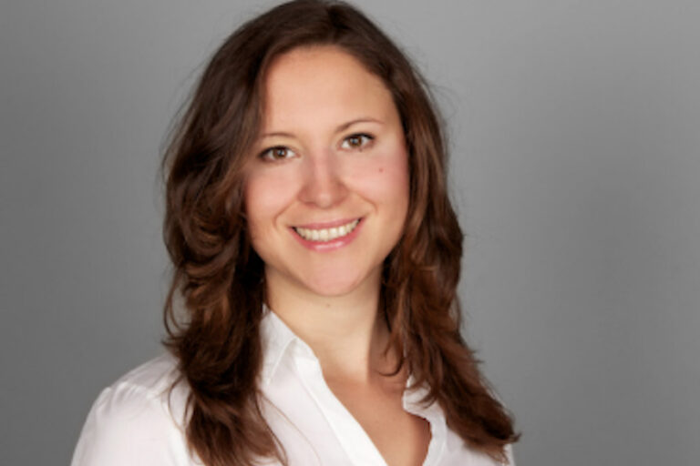 Melissa Hensch - ComTeamGroup